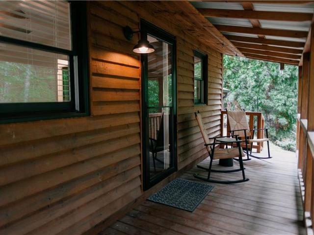 6030 Spout Springs Rd, Flowery Branch, GA 30542 | MLS #7740