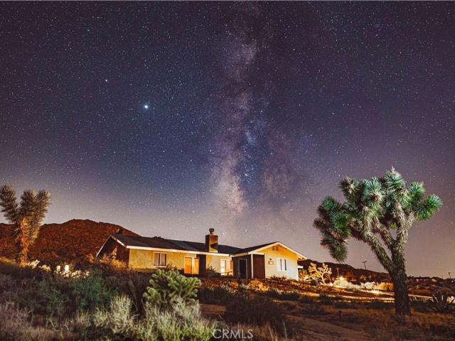 60313 Pueblo Trail