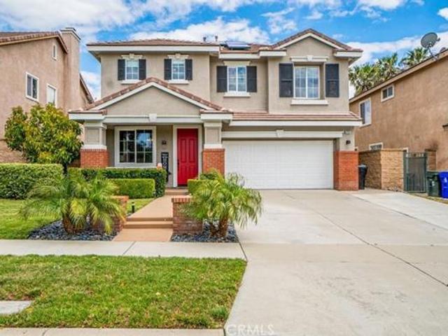 6031 Medinah St, Fontana, CA 92336