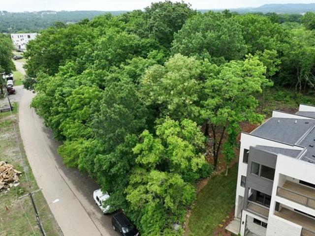 6031 Hill Cir, Nashville, TN 37209