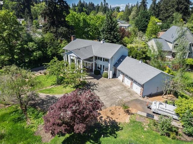 6031 SE Aldercrest Rd, Milwaukie, OR 97267