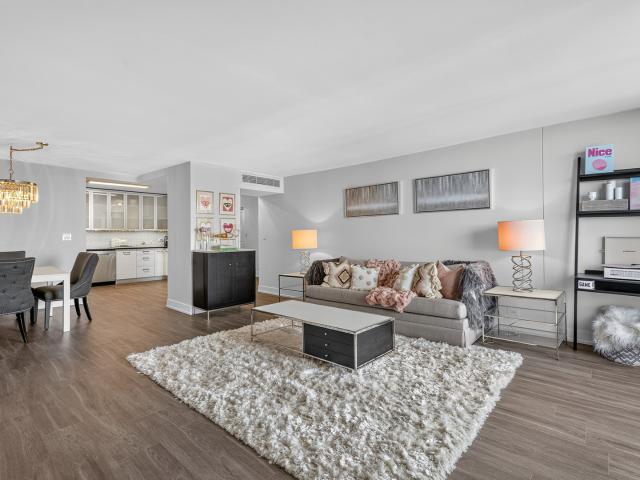 6033 N Sheridan Road # 28D