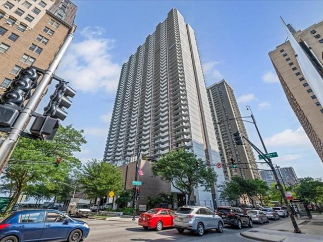 6033 N Sheridan Rd Apt 37L, Chicago, IL 60660