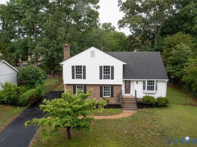 6033 Barrister Rd, Chester, VA 23832