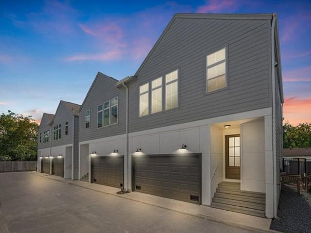 6033 Cypress St, Houston, TX 77074