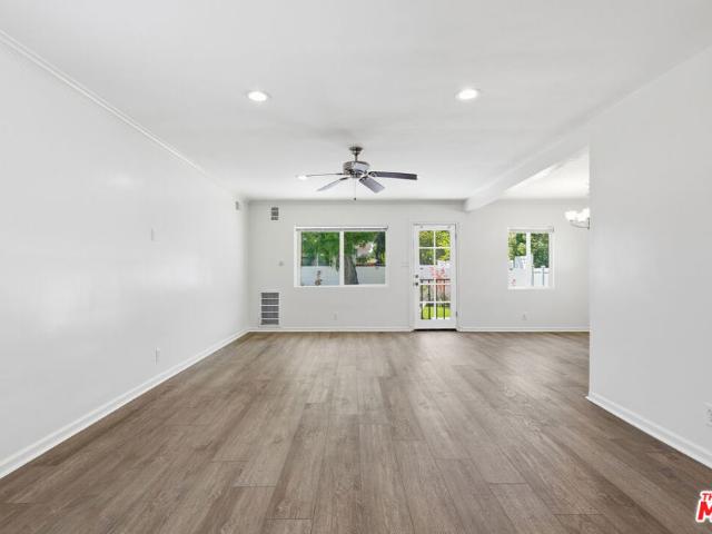 6033 Fallbrook Avenue