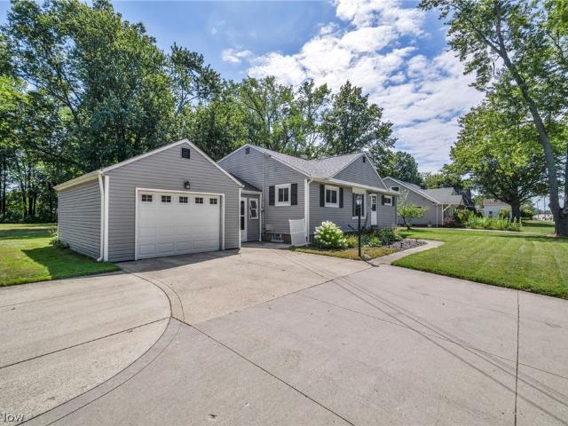 6033 Stearns Road