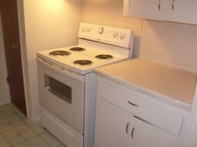 $603 / 2br 444 S BRIDGE AVAIL NOW VISALIA map