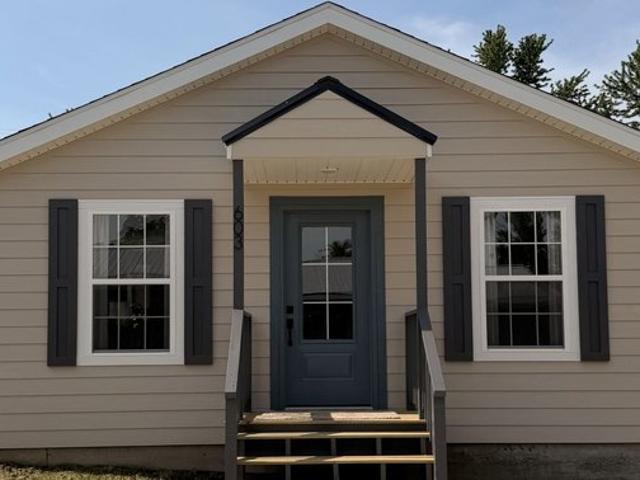 603 Court St, Bloomfield, MO 63825