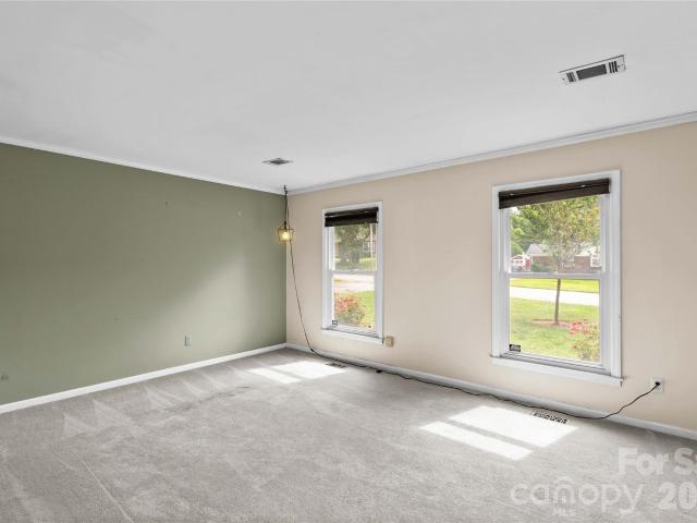 603 Colonial Drive