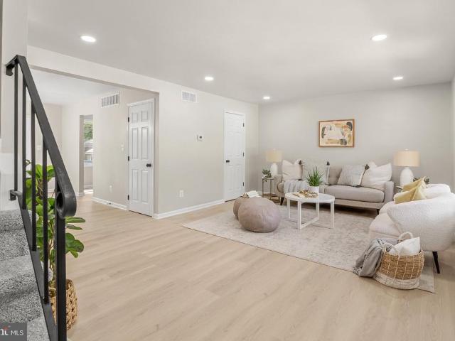 603 Chapelgate Drive