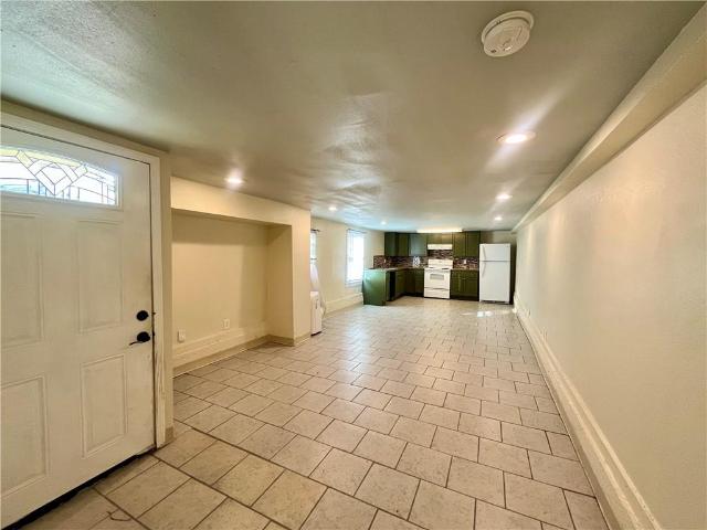 603 Clare Court