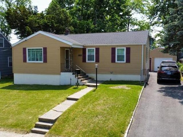 603 Goldenrod Ave, Bridgeport, CT 06604