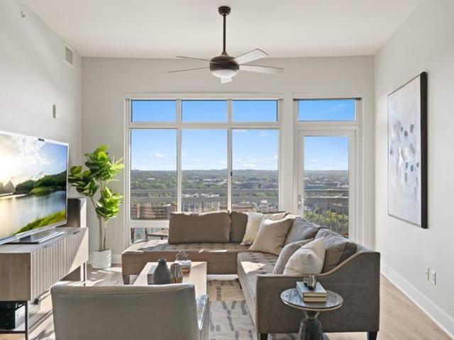 603 Davis St Apt 2009, Austin, TX 78701