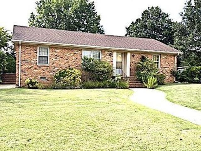 603 Edgewood Ln, Emporia, VA 23847