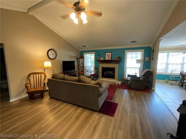 603 Hamilton Lane