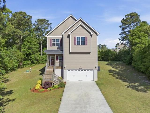 603 May Apple Ln, Hubert, NC 28539