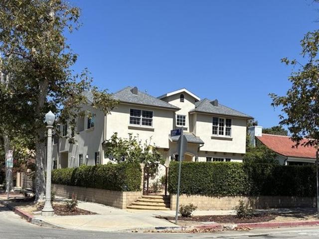 603 N Las Palmas Ave, Los Angeles, CA 90004