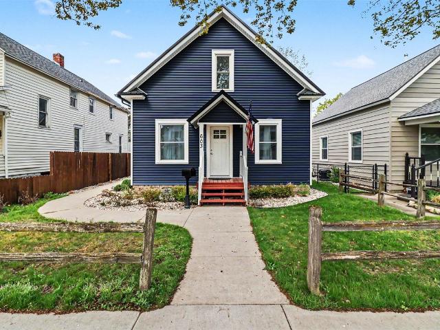 603 N Rowe Street