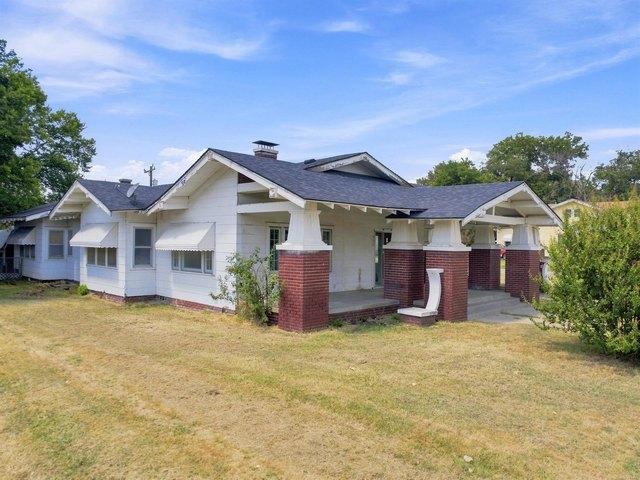 603 S Wood Ave, Hominy, OK 74035