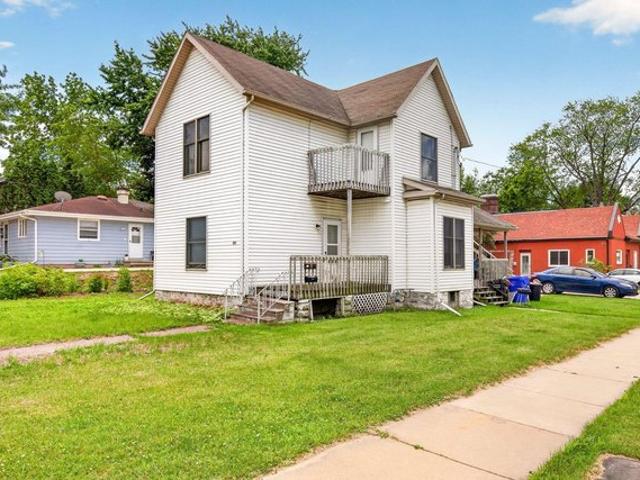 603 S Memorial Dr, Appleton, WI 54911