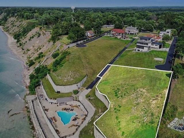 603 Sul Lago S, Benton Township, MI 49022