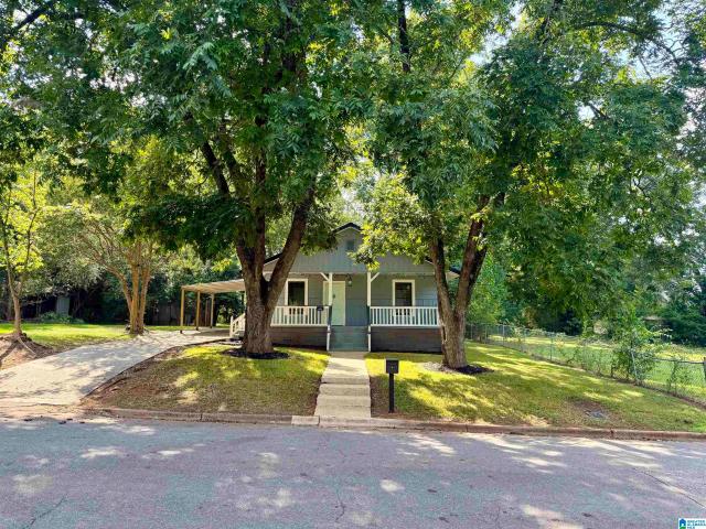 603 Woodlawn Avenue
