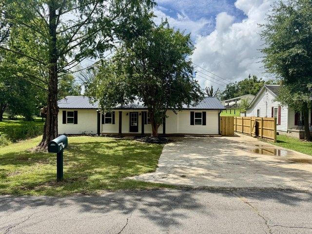 603 Washington St, Booneville, MS 38829