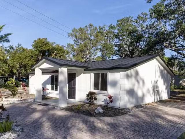 60442825 1395 Davis Rd