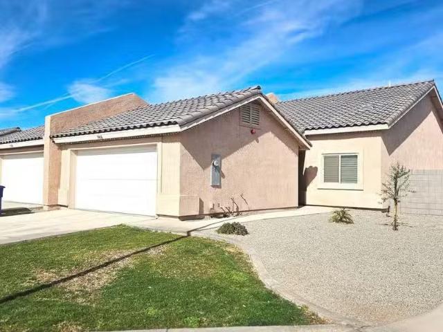 60443881 7406 E 39th St