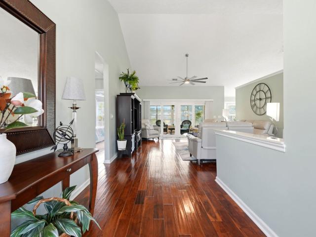 6044 Quinn Rd