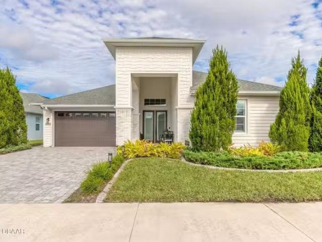 60453238 3005 King Palm Dr