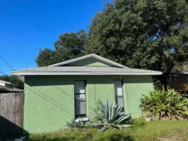 60455115 15616 Avalon Ave #2