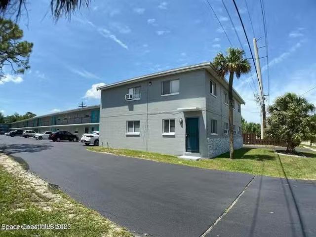 60455680 1404 S Deleon Ave #1