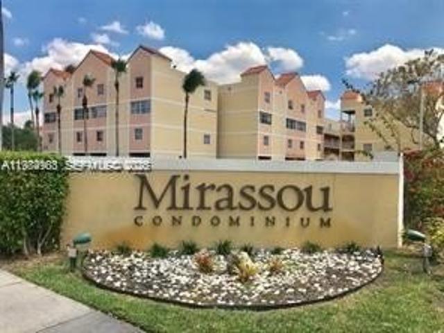 6045 NW 186th St Apt 116, Hialeah, FL 33015