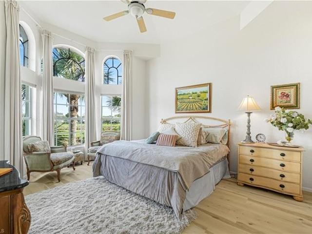 6045 Chardonnay Ln Apt 302, Naples, FL 34119