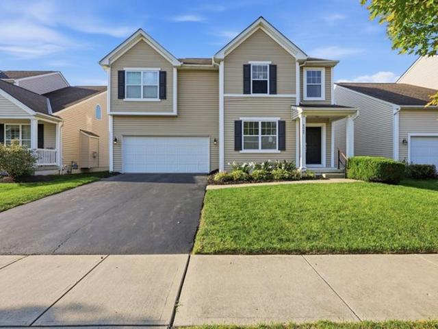 6045 Highlander Dr, Westerville, OH 43081