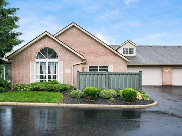 6046 Blendon Chase Dr, Westerville, OH 43081