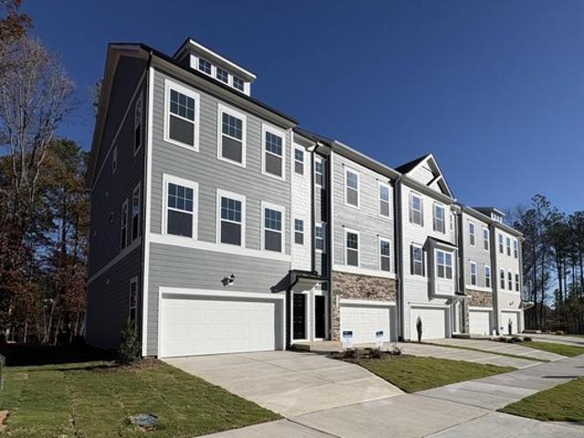 6046 Dunzo Dr, Raleigh, NC 27617