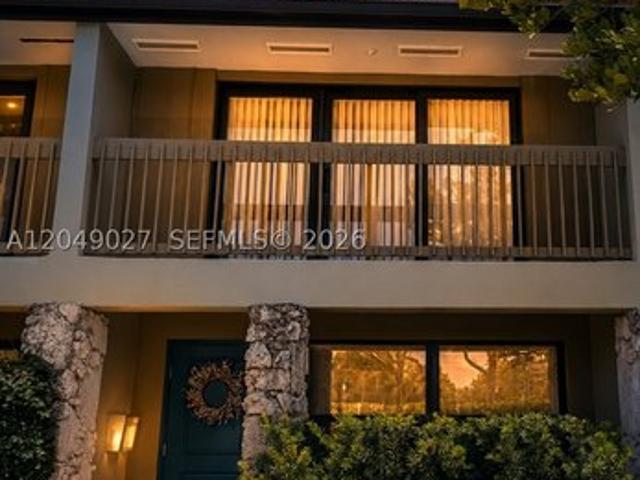 6047 Bayview Dr, Fort Lauderdale, FL 33308