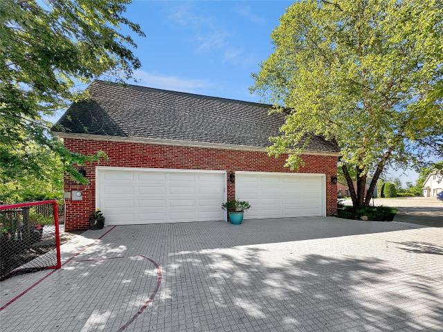 6047 fossilwood court