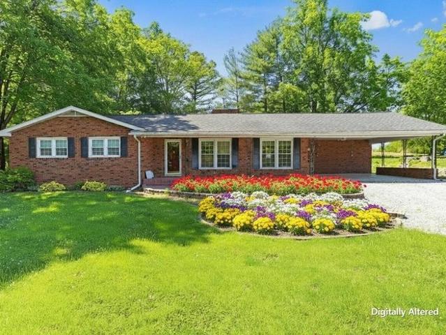 6047 State Route 1078 N, Henderson, KY 42420