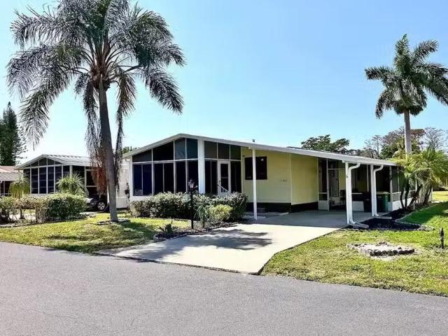 60484031 1317 Great Lakes Dr