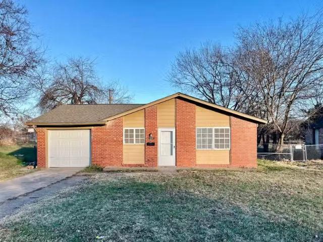 60488974 2015 N Utica Ave