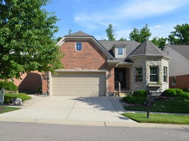 6048 Eden Place Dr, Green Township, OH 45247