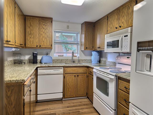 6048 Quinn Avenue NW