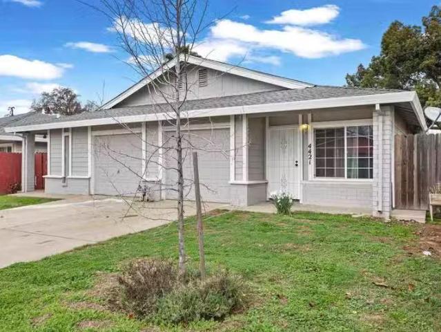 60490348 4421 Palm Ave
