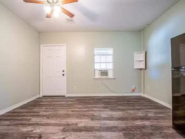 60497302 229 Bishop #1