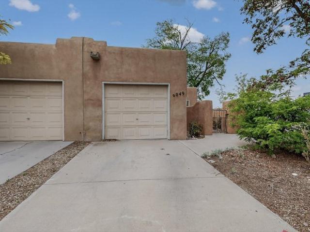 6049 Alamosa Way NW, Albuquerque, NM 87107