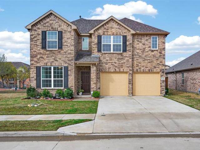 6049 Iron Creek Rd, Fort Worth, TX 76137